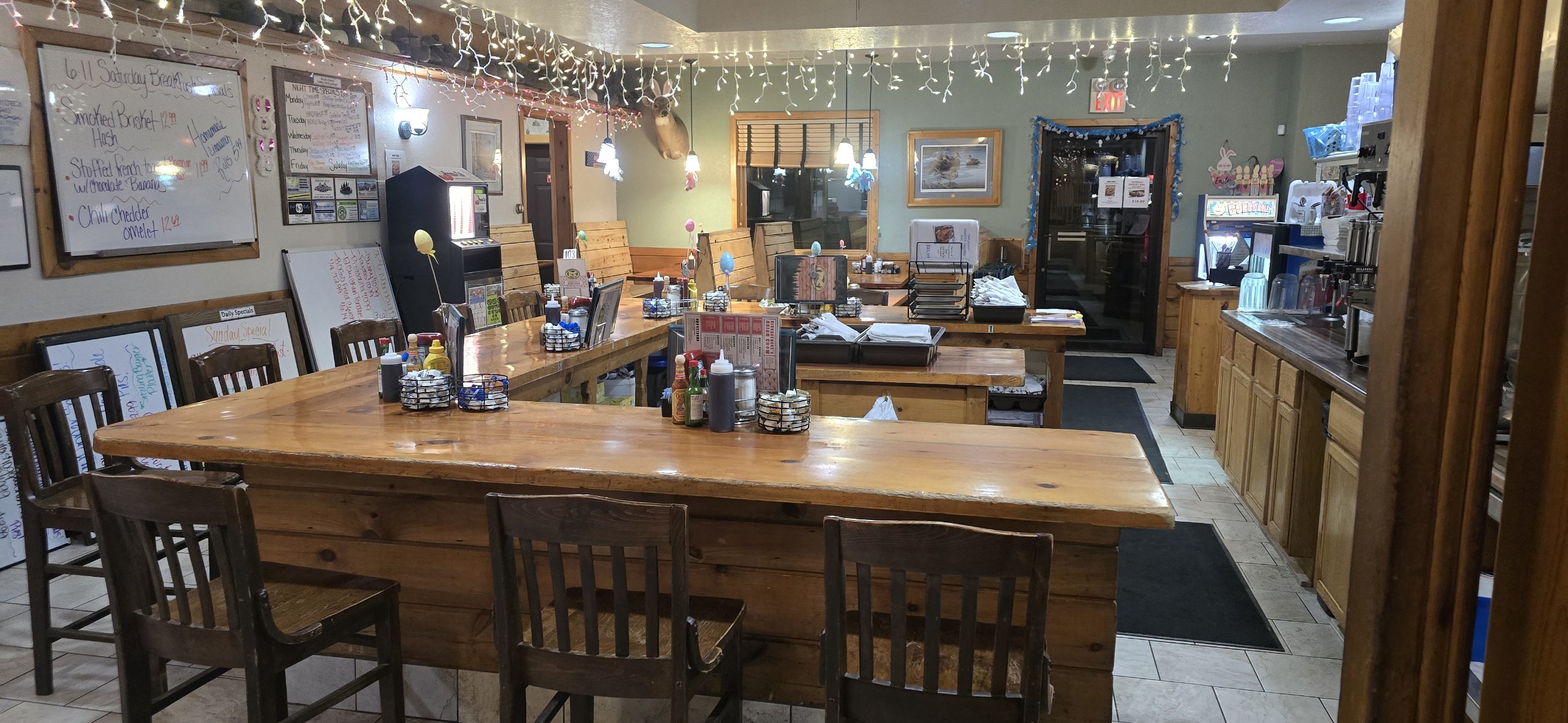 About Us -River Street Restaurant Hayward